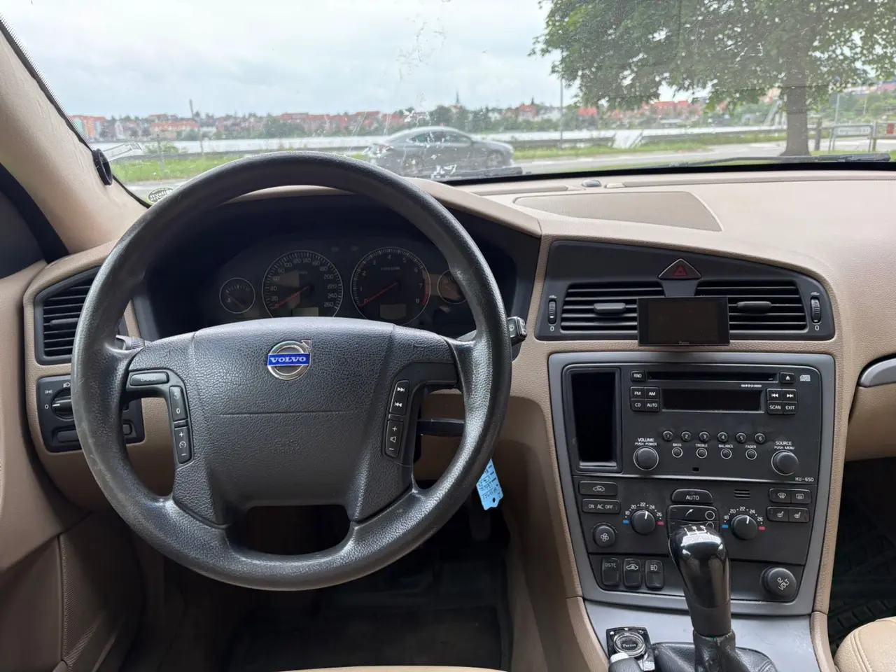 Volvo V70 2,4 140 Momentum | Skanderborg - GulogGratis.dk