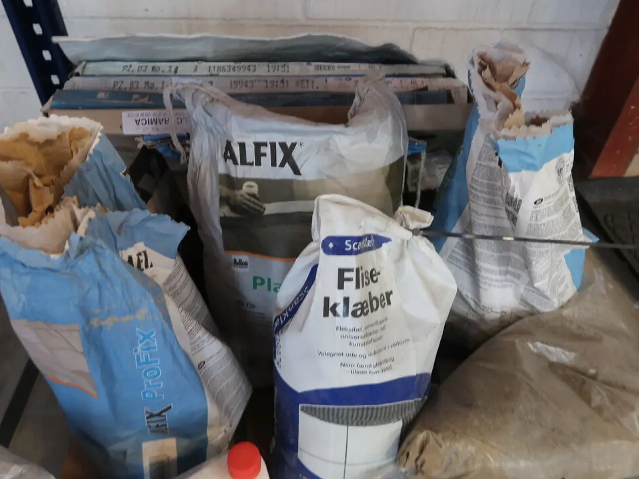 Palle med diverse murer produkter | Grenaa - GulogGratis.dk