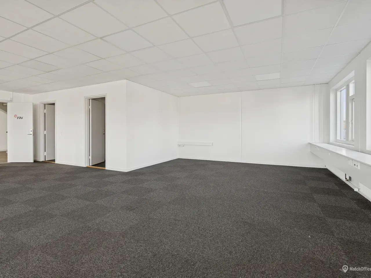 Kontorlejemål på 130 m² i Kastrup – mulighed for lager og udvidelse ...