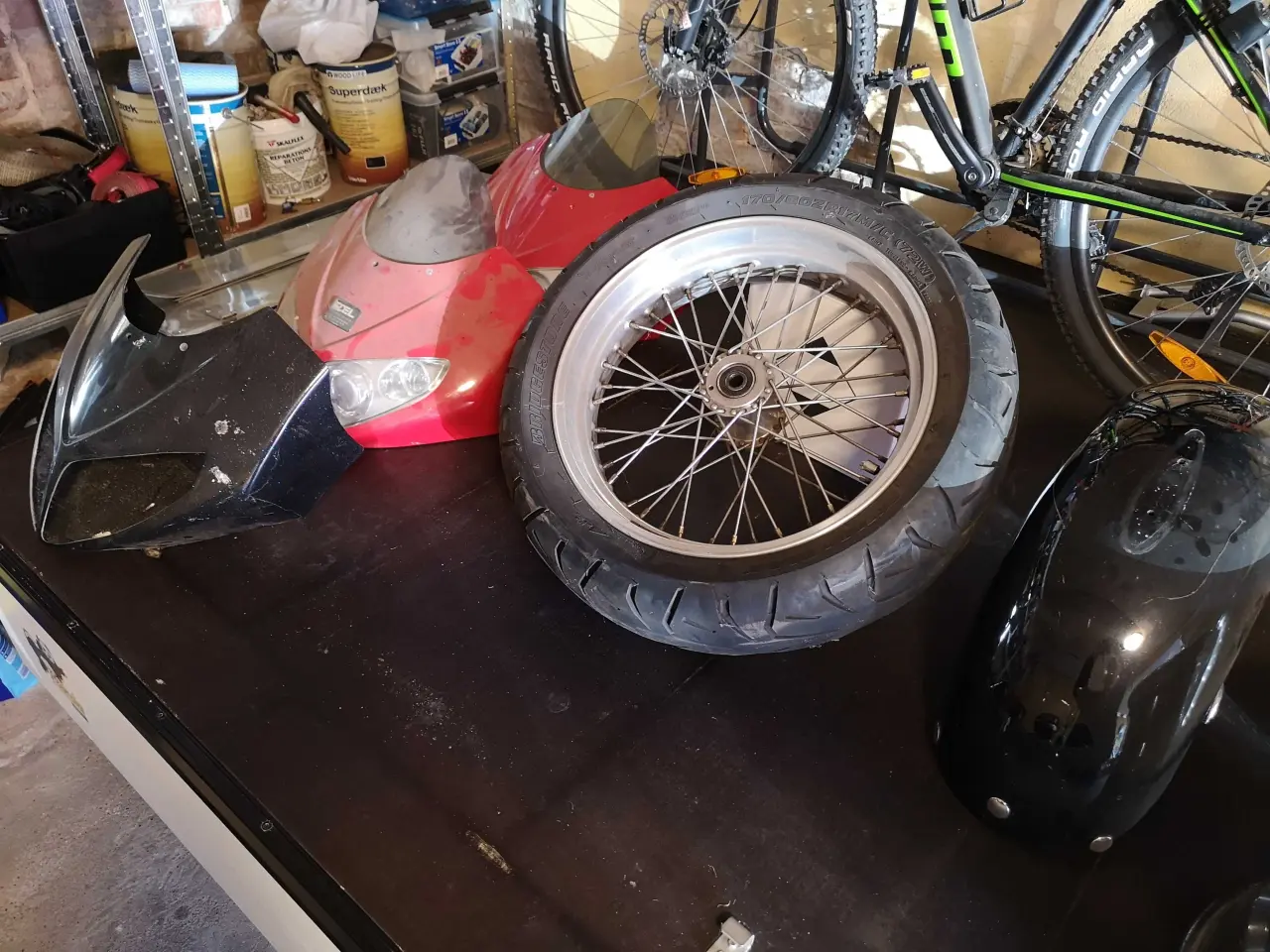 Boom triker fighter | Hjerm - GulogGratis.dk