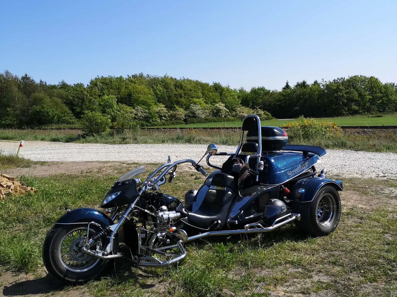 Boom triker fighter | Hjerm - GulogGratis.dk
